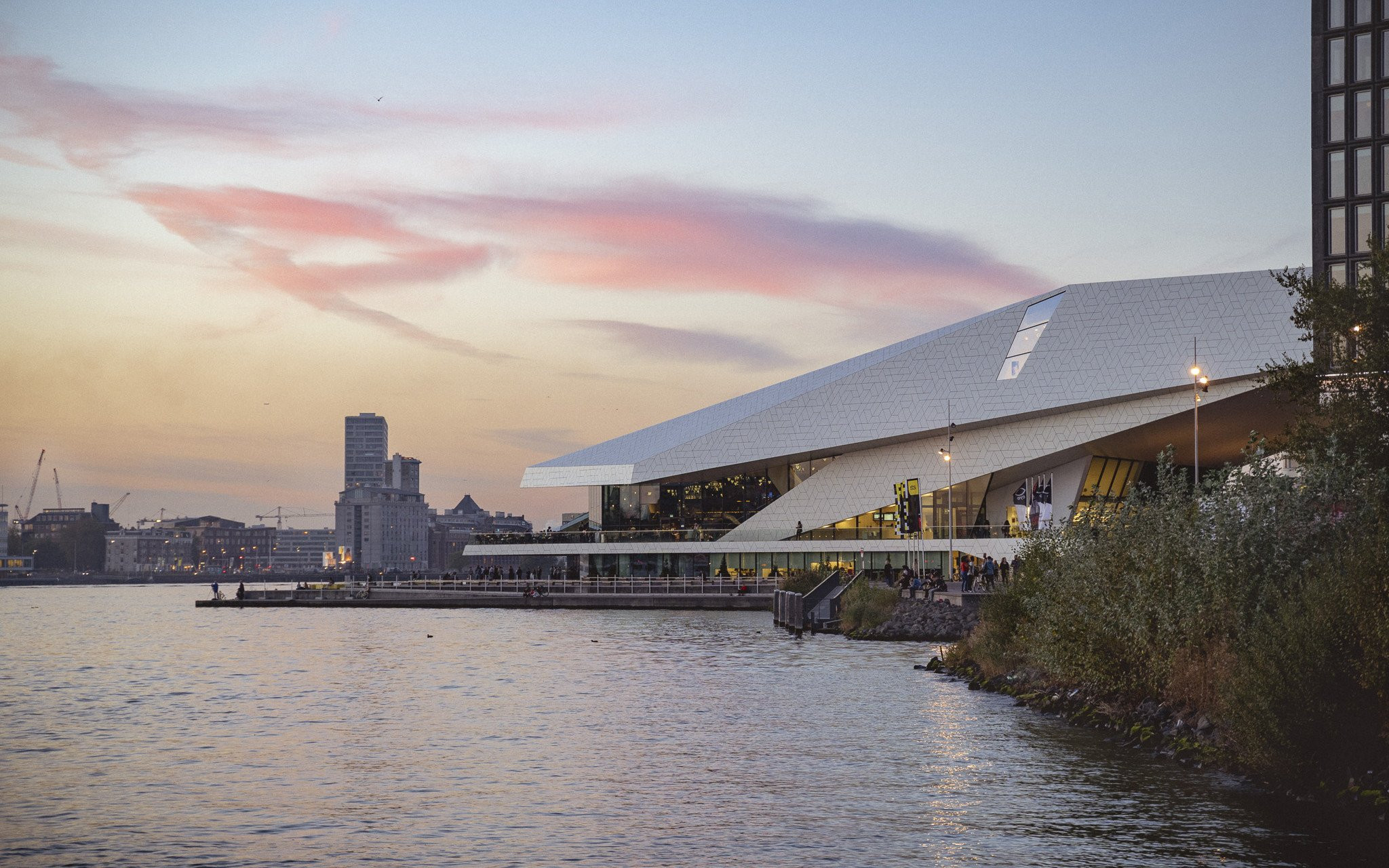 Eye Filmmuseum in Amsterdam | ThePerfectWedding.nl