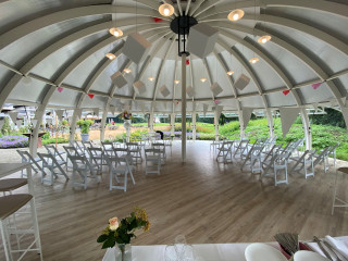 Abel. Grand café restaurant in Poortugaal | ThePerfectWedding.nl